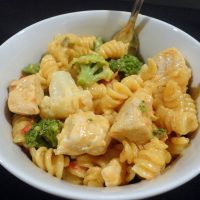Recipe: Cheesy Chicken Rotini