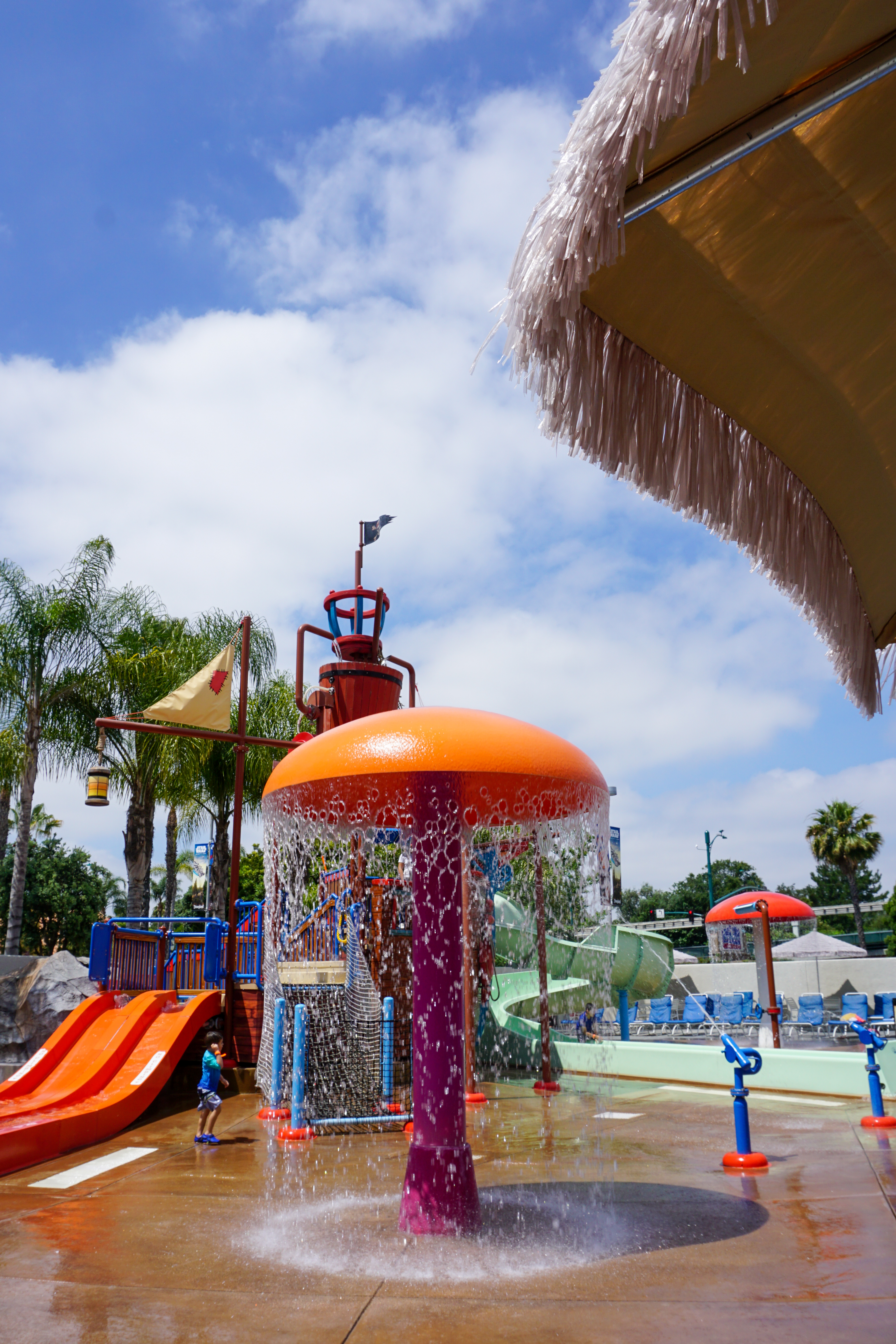 Our First Trip to the Howard Johnson Anaheim {HoJo} - {Not Quite} Susie ...