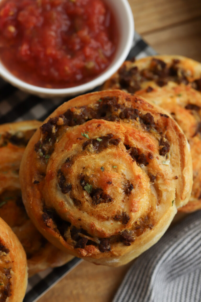 Taco Pinwheels Recipe | Taco Pinwheels Appetizer Made Out of Crescent ...
