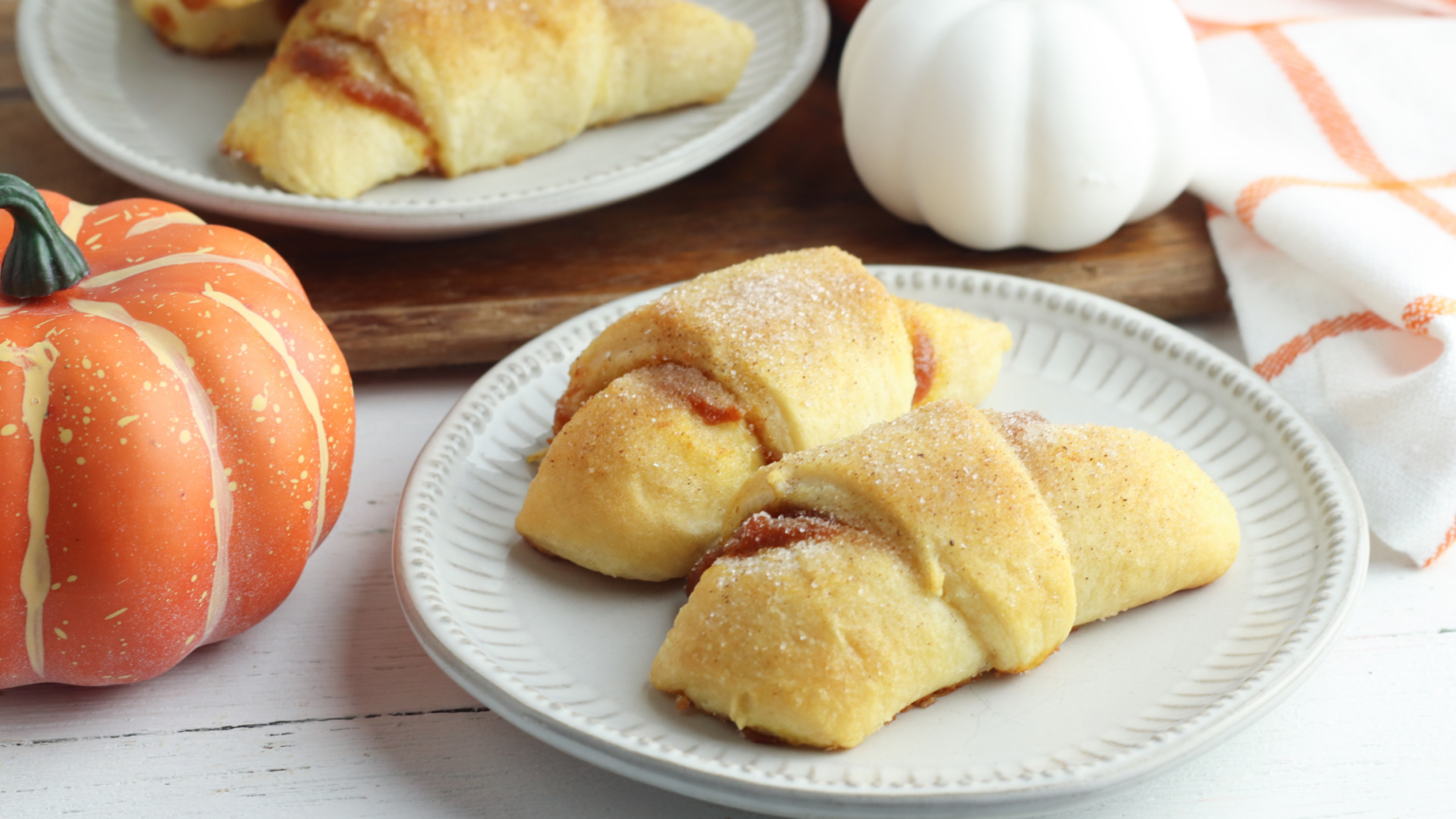 Pumpkin Pie Crescent Rolls - {Not Quite} Susie Homemaker