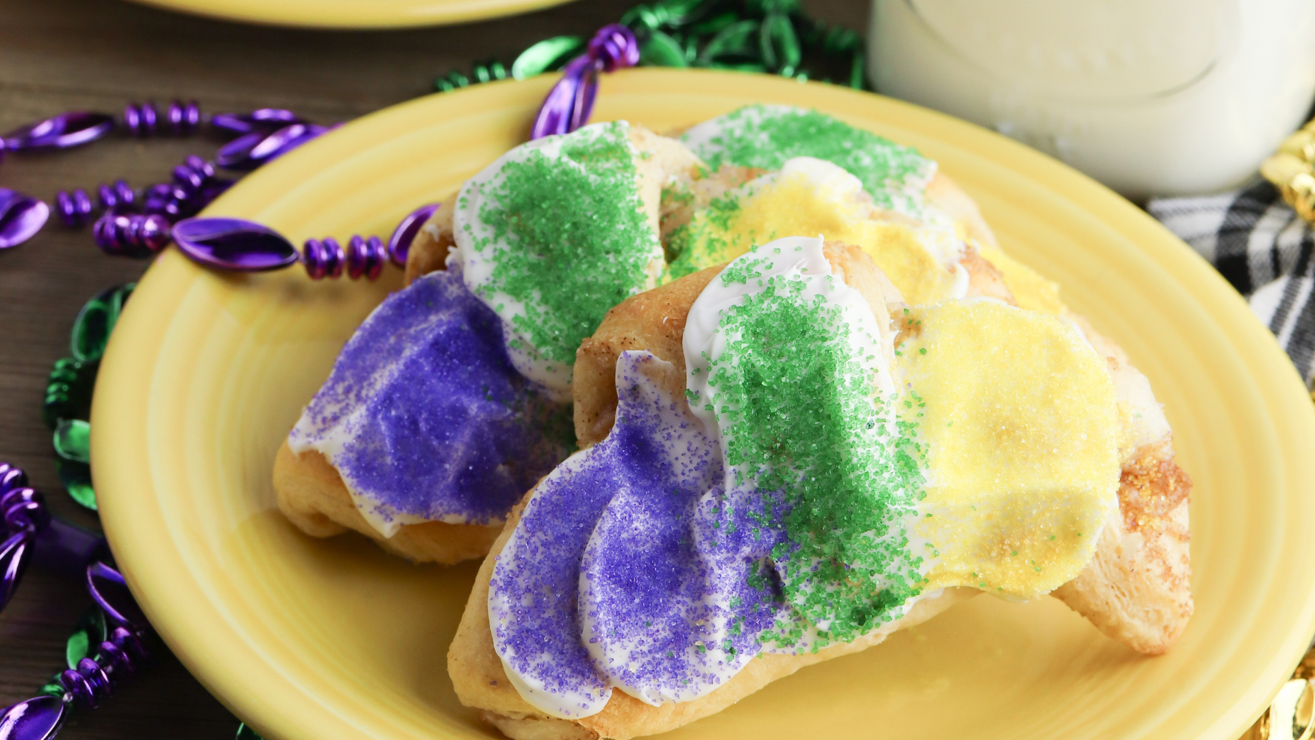 King Cake Crescent Rolls Recipe - {Not Quite} Susie Homemaker